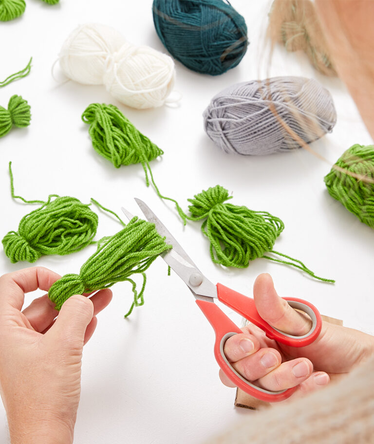 Weihnachtliches Bild mit Tanne DIY - mömax blog